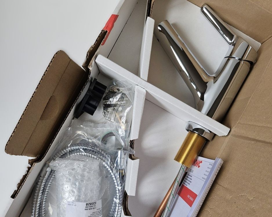 💧KWC Wamas Küchenmischer mit Auszugsbrause, NEU!!!💧 (Neu und originalverpackt) in Haslen GL für ...