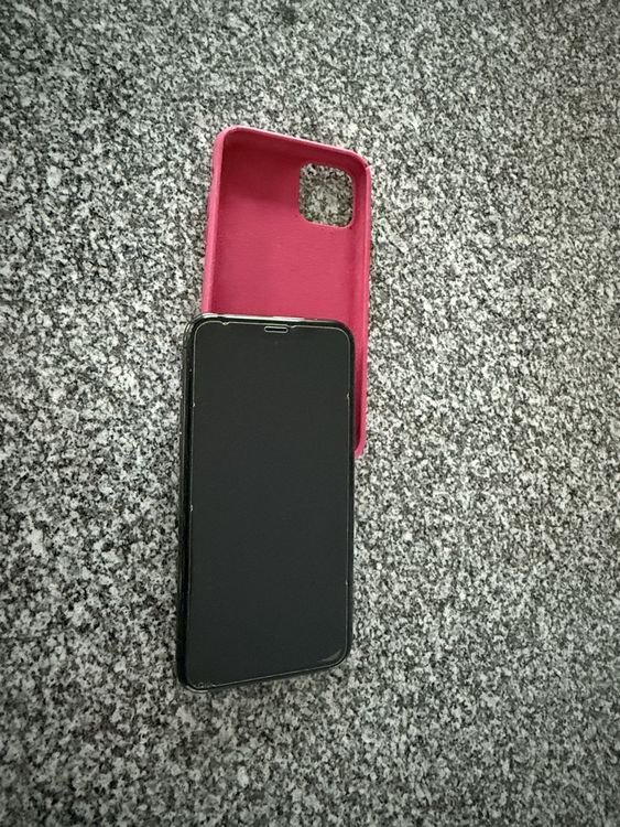 iPhone 11 Pro 256 GB (Gebraucht) in Zizers für CHF 200 – mit Lieferung auf Ricardo kaufen