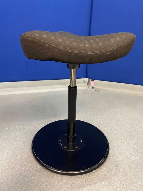 Varier Hocker ergonomisch | Kaufen auf Ricardo