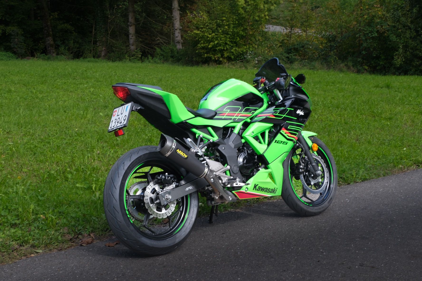 Elegantes Kawasaki Ninja Gebraucht Bilder