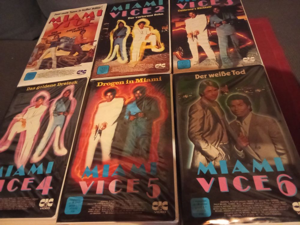 Miami Vice + Miami Vice 2-6 CIC Video VHS Sammlung (Gebraucht) in ...