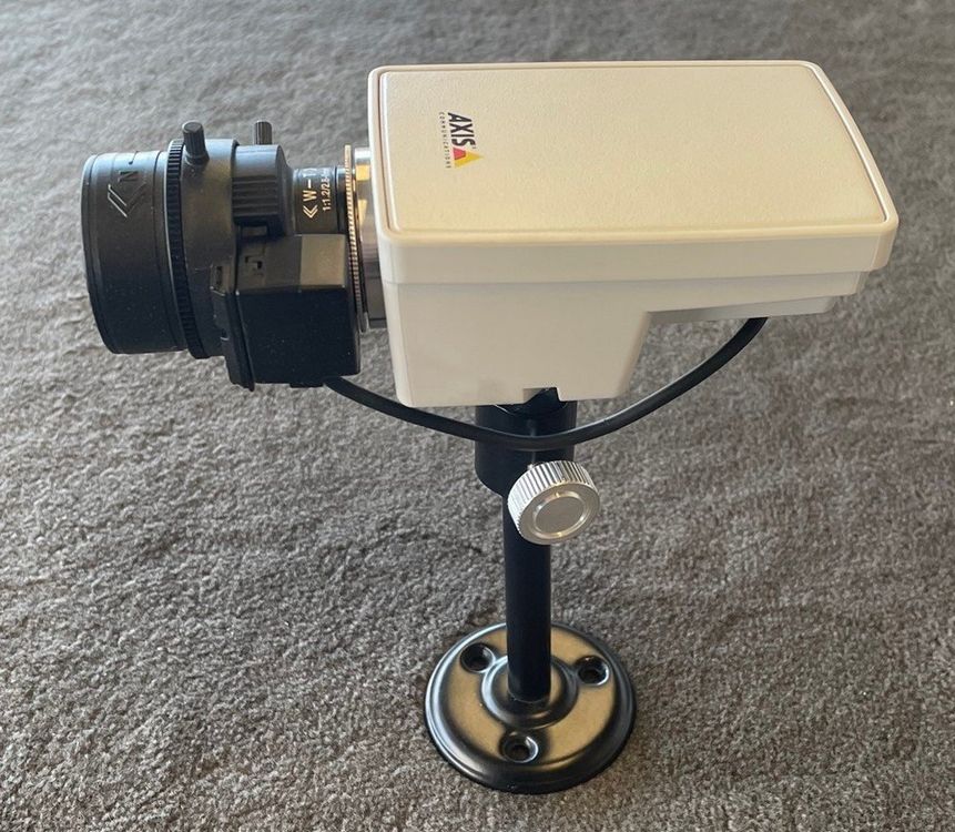 Camera IP Professionnelle AXIS M1114 (Gebraucht) in Lausanne für CHF 40 – mit Lieferung auf ...