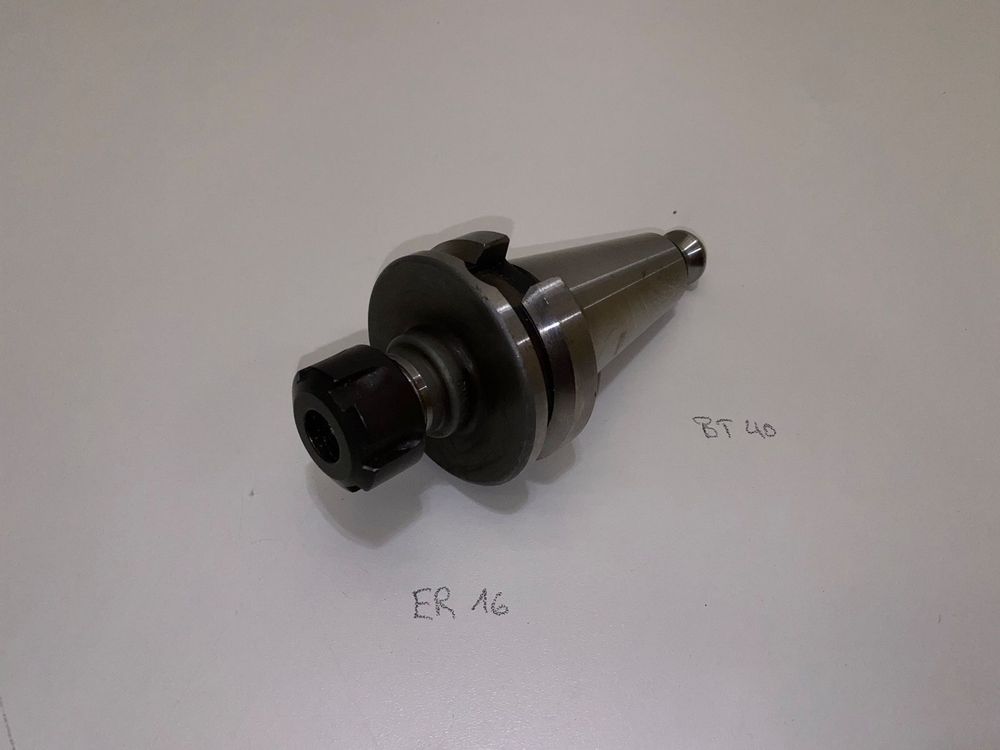 Werkzeugaufnahme BT40 auf ER16 (Gebraucht) in Boswil für CHF 30 – mit Lieferung auf Ricardo kaufen