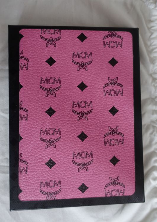 Original MCM Etui für Tablet (Gebraucht) in Dottikon für CHF 35 – mit ...
