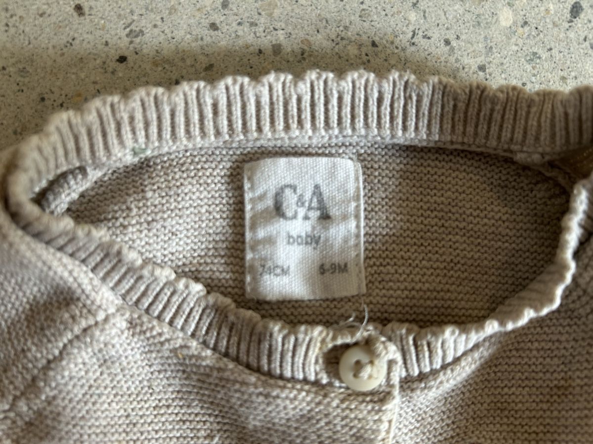 Gilet C&A taille 68 (D'occasion) à Lausanne pour CHF 5 – avec livraison ...