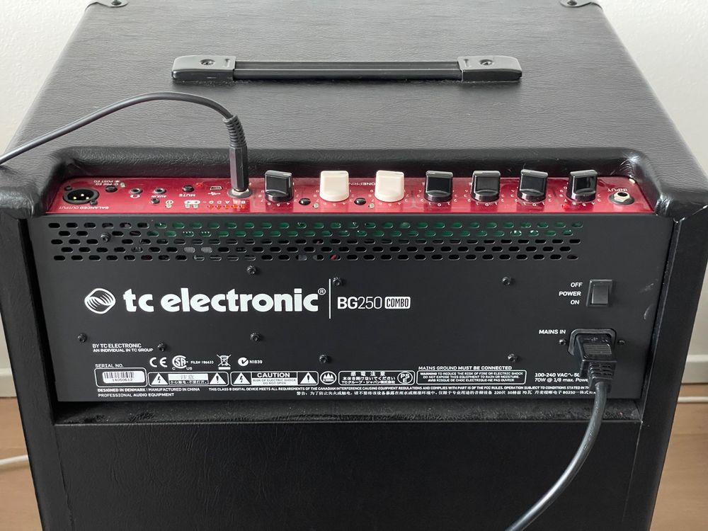 TC Electronic BG250 - 2x10 Bass Combo | Kaufen auf Ricardo