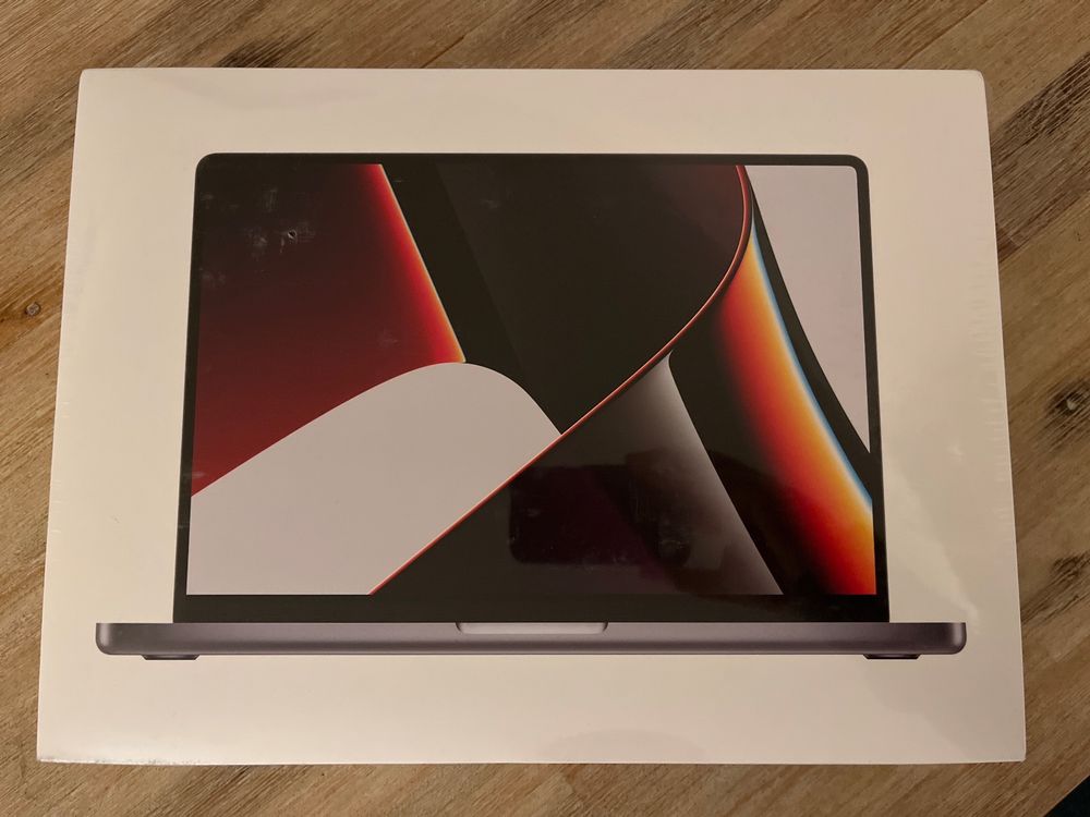 MacBook Pro 2021/14"/M1 Max Chip/64GB RAM/1TB SSD/CH Layout (Neu und ...