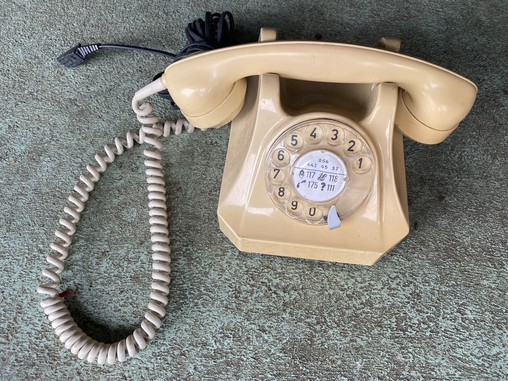 Alte Telefon (Gebraucht) in für CHF 10 – mit Lieferung auf Ricardo kaufen
