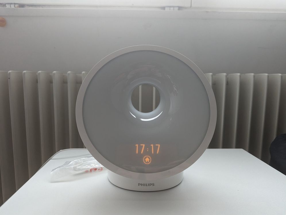 Philips | Smart Sleep & Wake-up Light HF3650 | Kaufen auf Ricardo