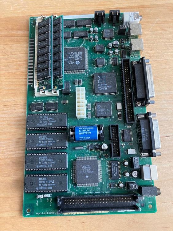 Macintosh Classic II (1991) ** jetzt Bilder vom Motherboard (Gebraucht ...