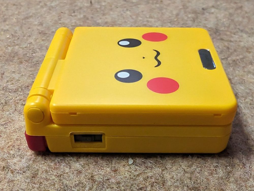 Nintendo Gameboy Advance SP - Pokémon Pikachu | GBA SP (Gebraucht) in ...