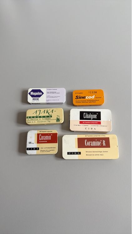 6 Apotheken Metalldosen Vintage (Gebraucht) in Zürich für CHF 30 – mit ...