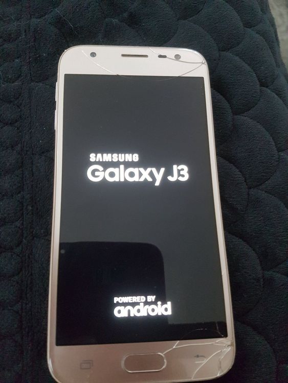 Samsung Galaxy J3 (16) duos (Gebraucht) in St. Gallen für CHF 31 – mit ...