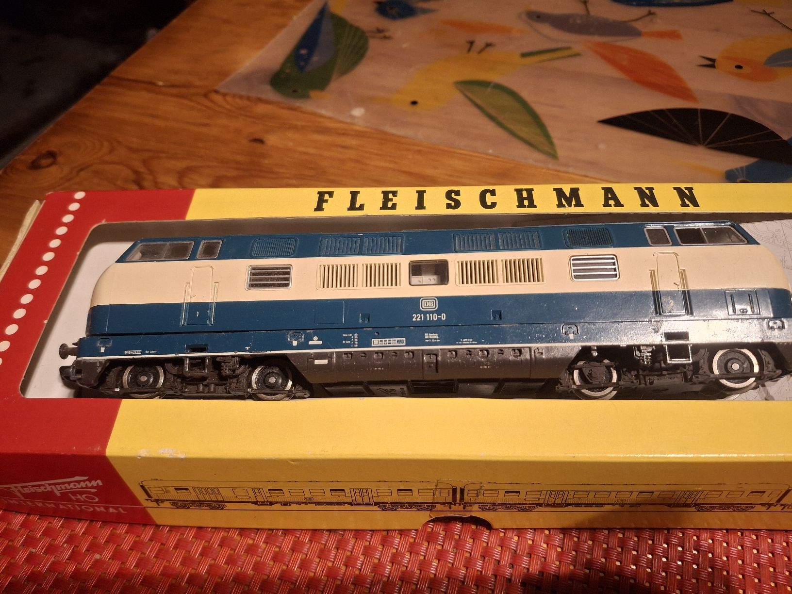 Fleischmann HO Lok 221 110-9, (Gebraucht) in Balsthal für CHF 25 – mit ...