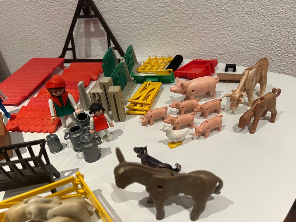 Playmobil 3556 und 3412: Vintage Bauernhof-Set mit 16 Tieren (Gebraucht ...