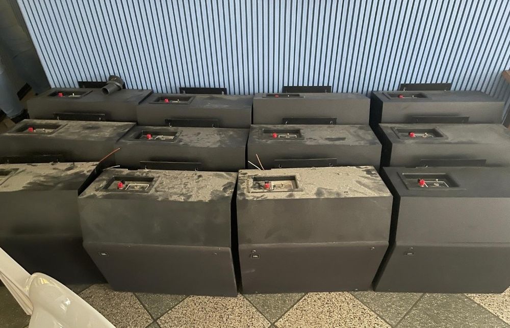 cinema surround model 8330 mk2 (Gebraucht) in La Chaux-de-Fonds für CHF ...