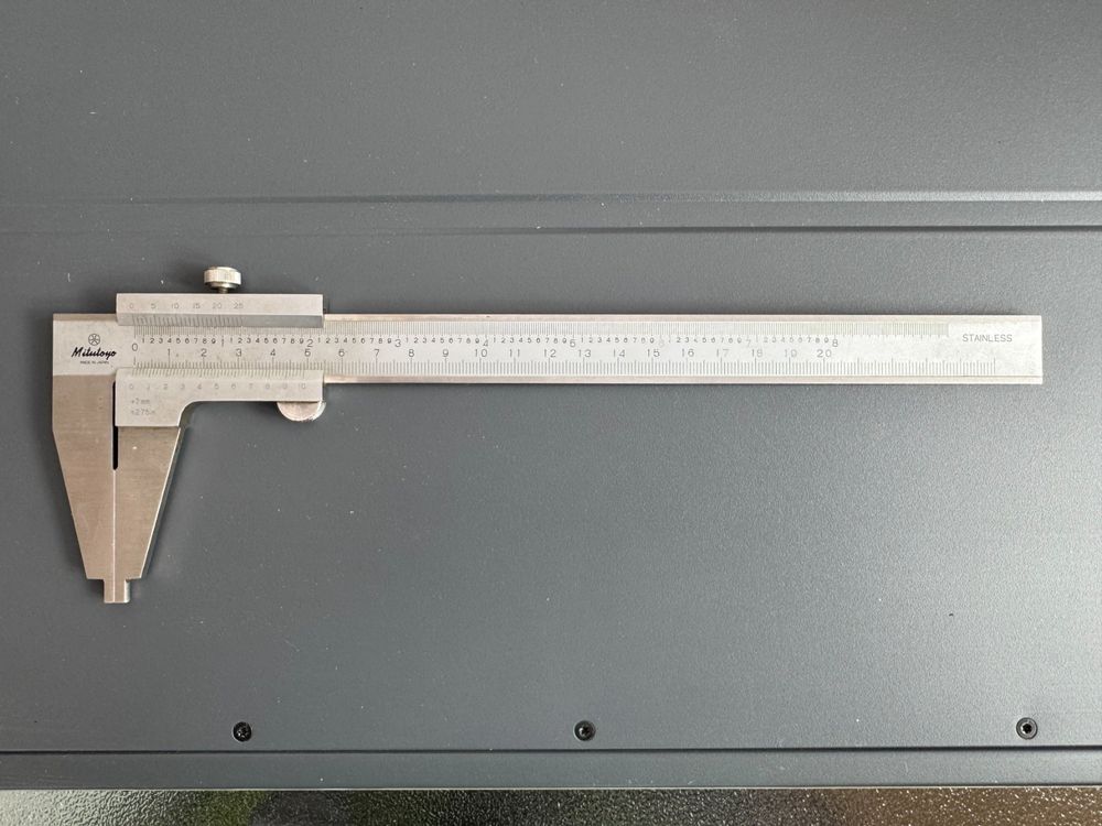 Schieblehre Mitutoyo 0-200mm / Mess-Schieber 20cm | Kaufen auf Ricardo