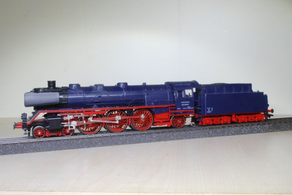 Märklin 3097 DB BR 03 Schleppender- Dampflok AC analog OVP (Neu (gemäss ...