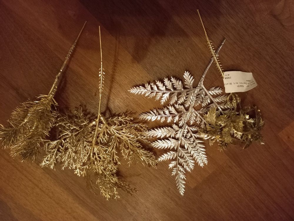 Gold-/ Silberzweige Deko (Gebraucht) in für CHF 2 – mit Lieferung auf ...