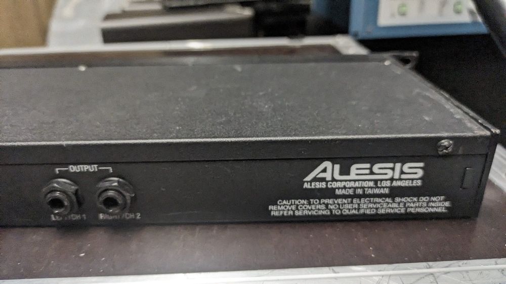 alesis midiverb 4 MIDI effects processor Signal Processor | Kaufen auf ...