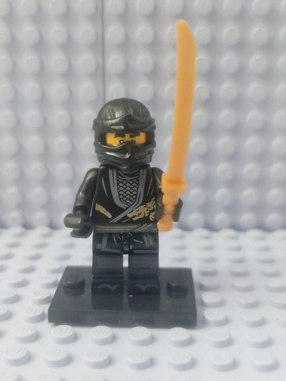 Ninjago Cole mit sword MINIFIGURE (Neu (gemäss Beschreibung)) in Zurich ...