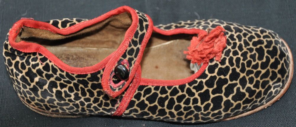 Hausschuhe antik, ca.80 J. sogenannte Tigerfinkli! Grösse 23 | Kaufen ...