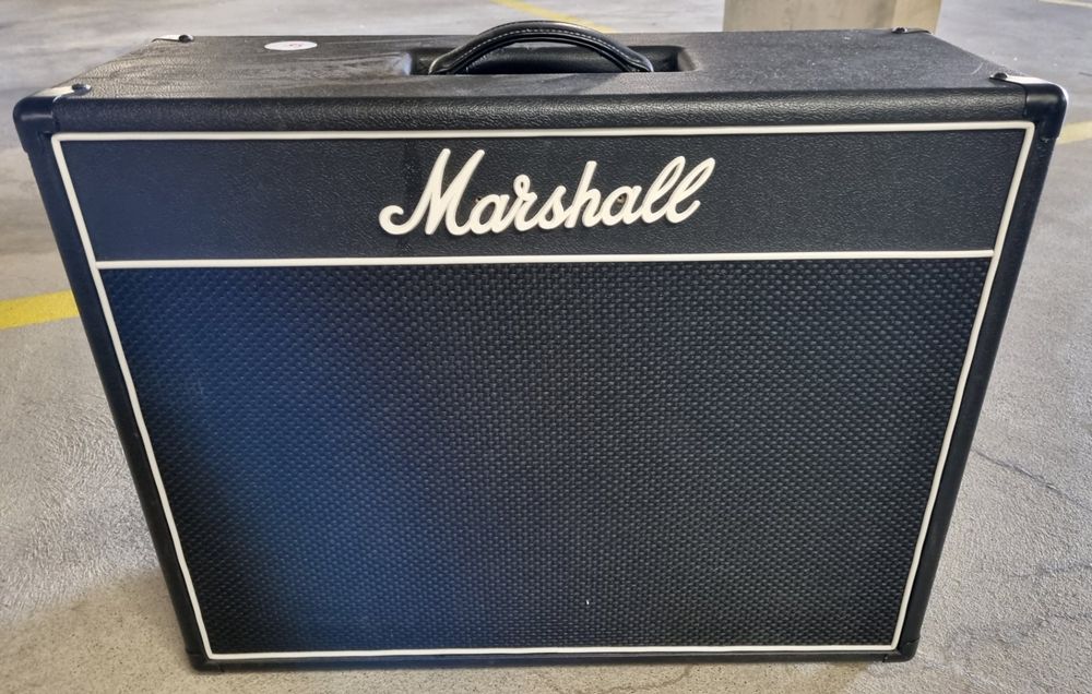 Marshall 212 C Special 6 Gitarrenbox (Gebraucht) in Tuggen für CHF 81 – nur Abholung auf Ricardo ...