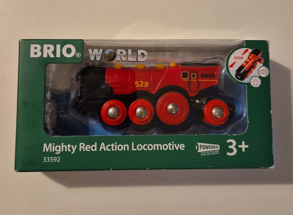BRIO Holzeisenbahn Lokomotive Mighty Red Action neu (Neu und ...