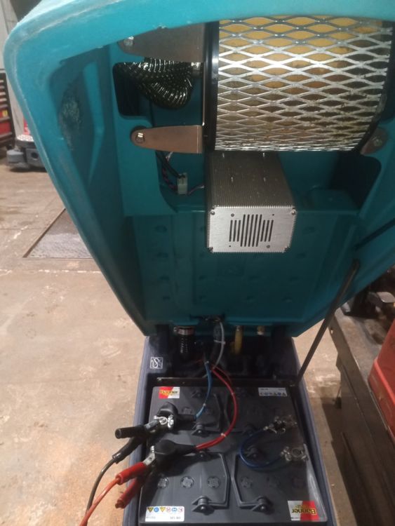 Scheuersaugmaschine Wetrok S50 (Gebraucht) in Wallenwil für CHF 194 – nur Abholung auf Ricardo ...