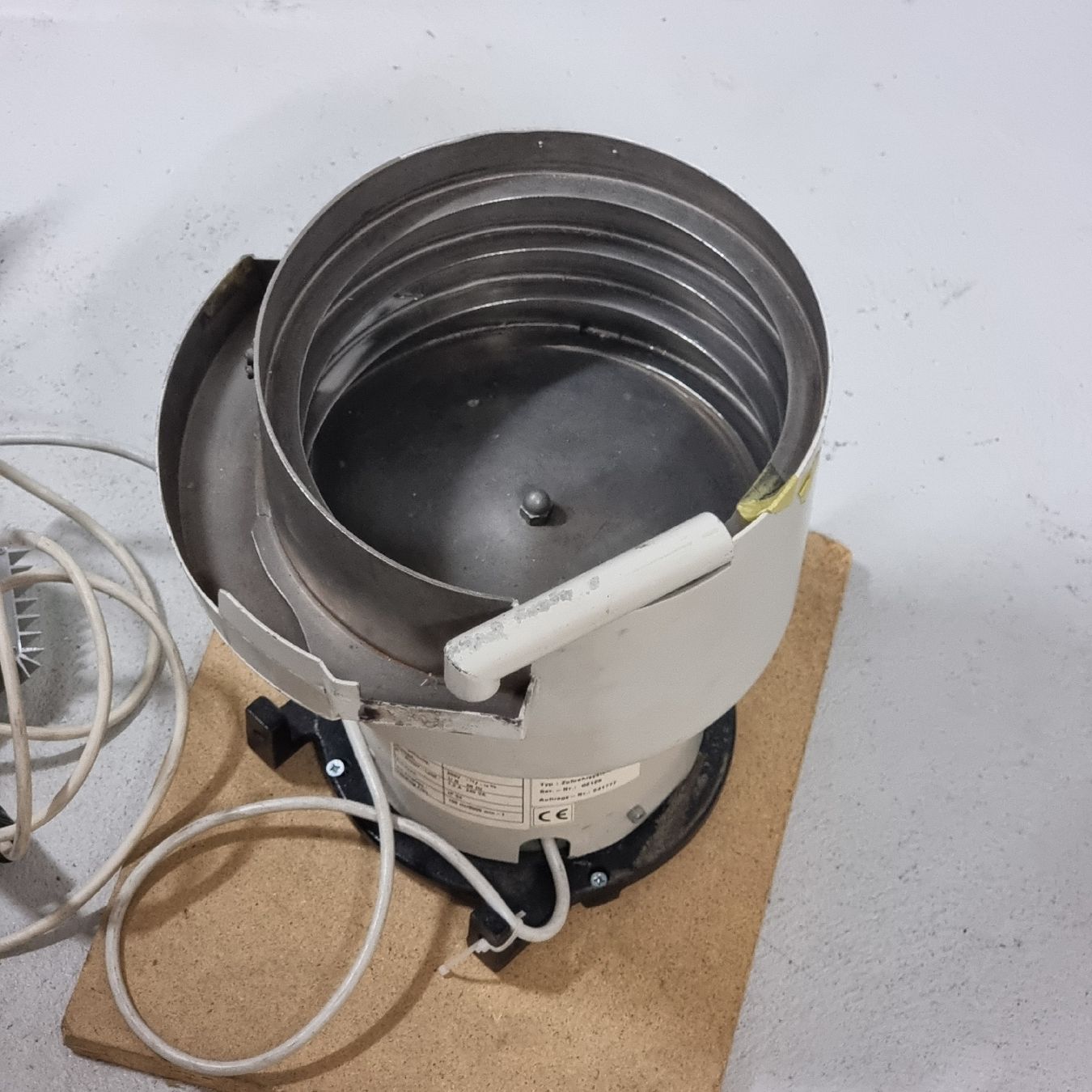 RNA SRC-N 200-2 R Zuführsystem - Industriequalität. (Gebraucht) in ...