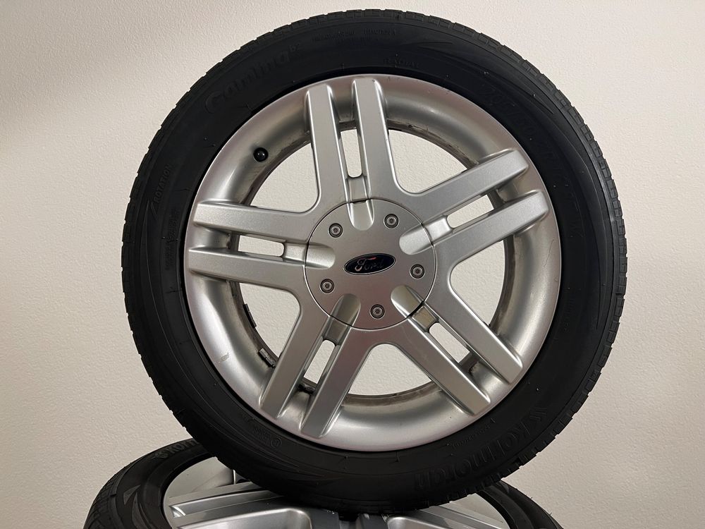 Ford Focus Aluminiumfelgen mit Sommerpneus 205/50 ZR16 87W (Gebraucht ...