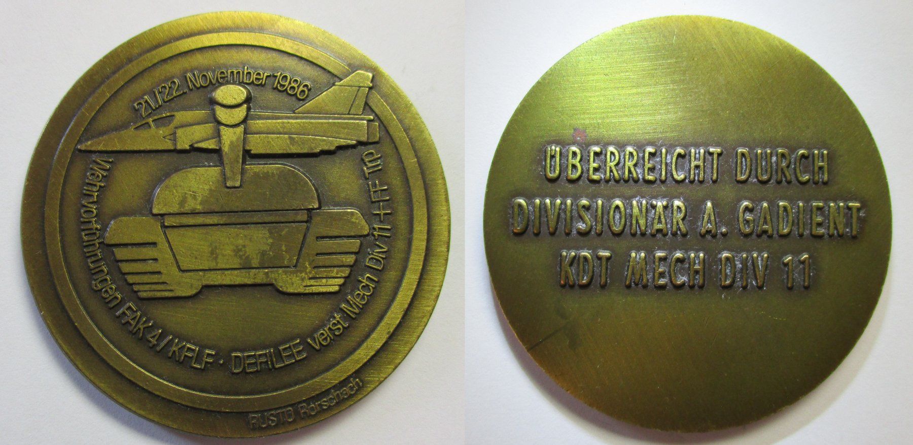 CH Militär Armee KDT Mech Div11 Medaille Gadient Abzeichen (Gebraucht ...