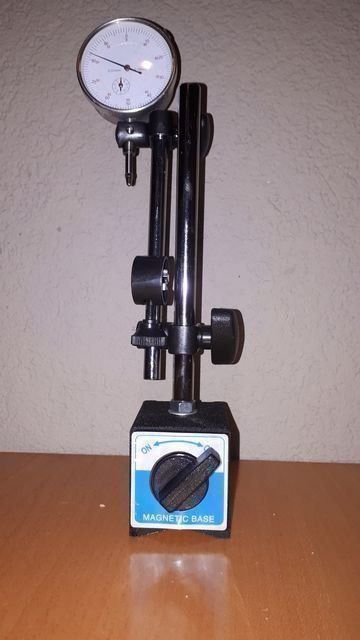 Messuhr mit Stativ (Neu und originalverpackt) in Hellikon für CHF 64 ...