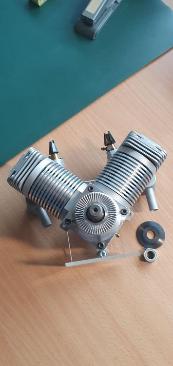 Modellmotor Laser 180V 2 Zylinder 4Takt-Motor (Neu (gemäss Beschreibung ...