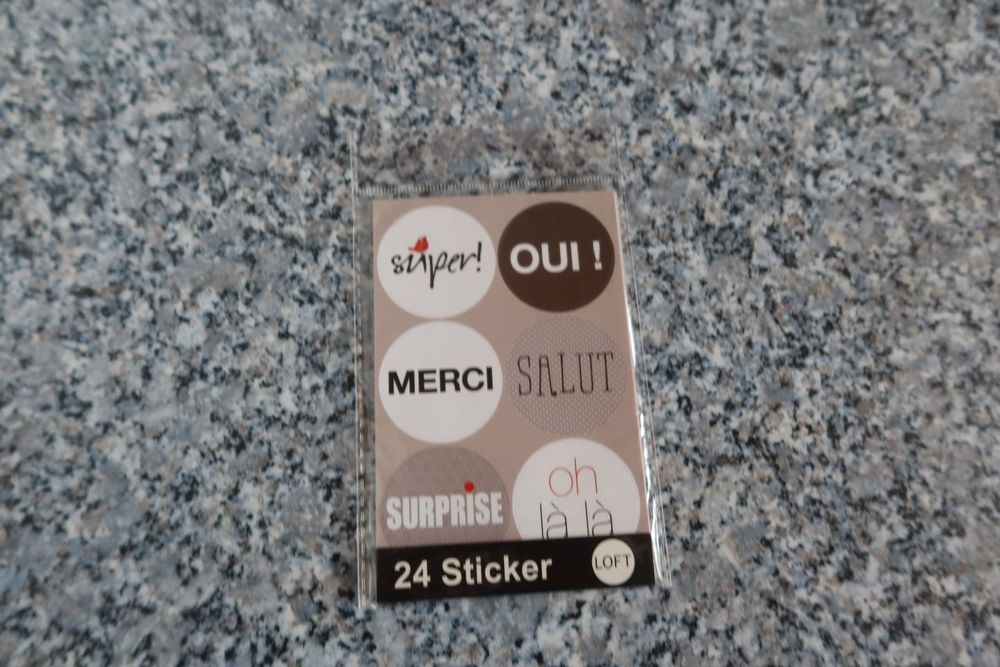 Sticker (Neu und originalverpackt) in Täuffelen für CHF 1.5 – mit ...