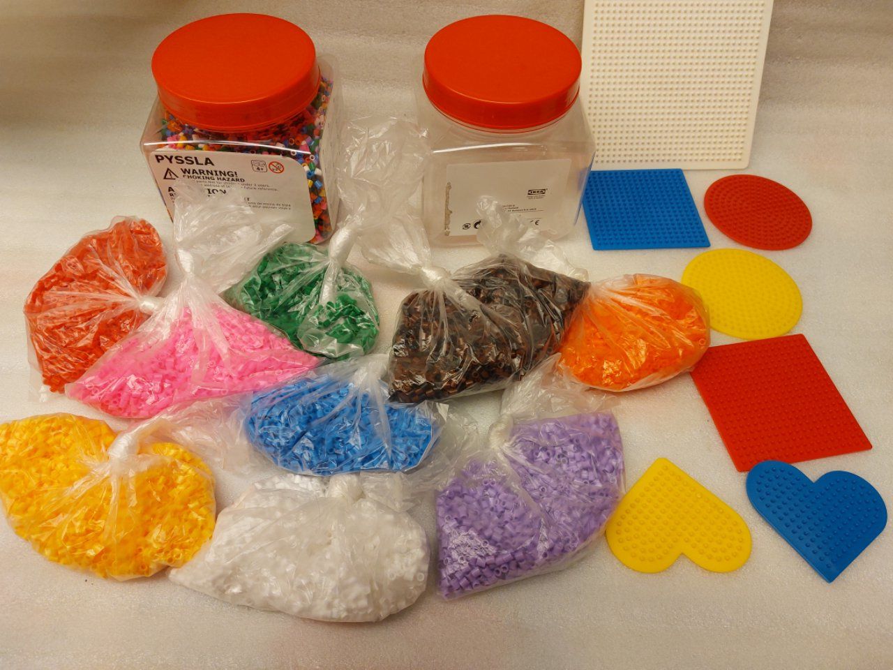 PYSSLA IKEA Kit complet de perles à repasser et bases ! (Neu (gemäss ...