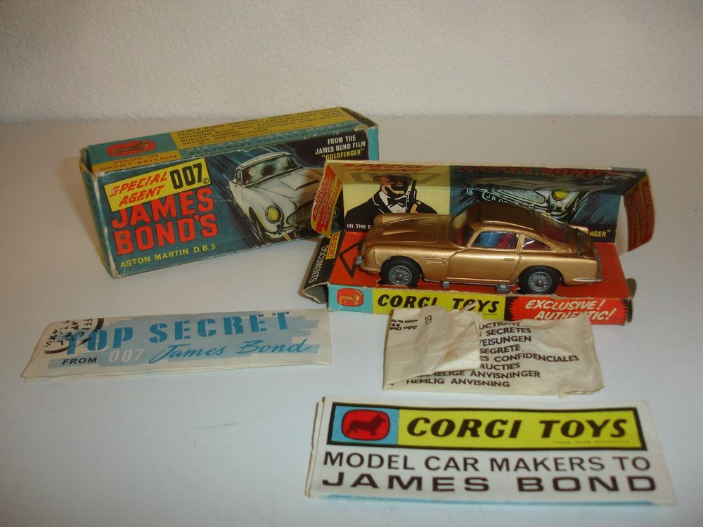 Corgi Toys: 261 James Bond's Aston Martin (Gebraucht) in Fontaines NE ...