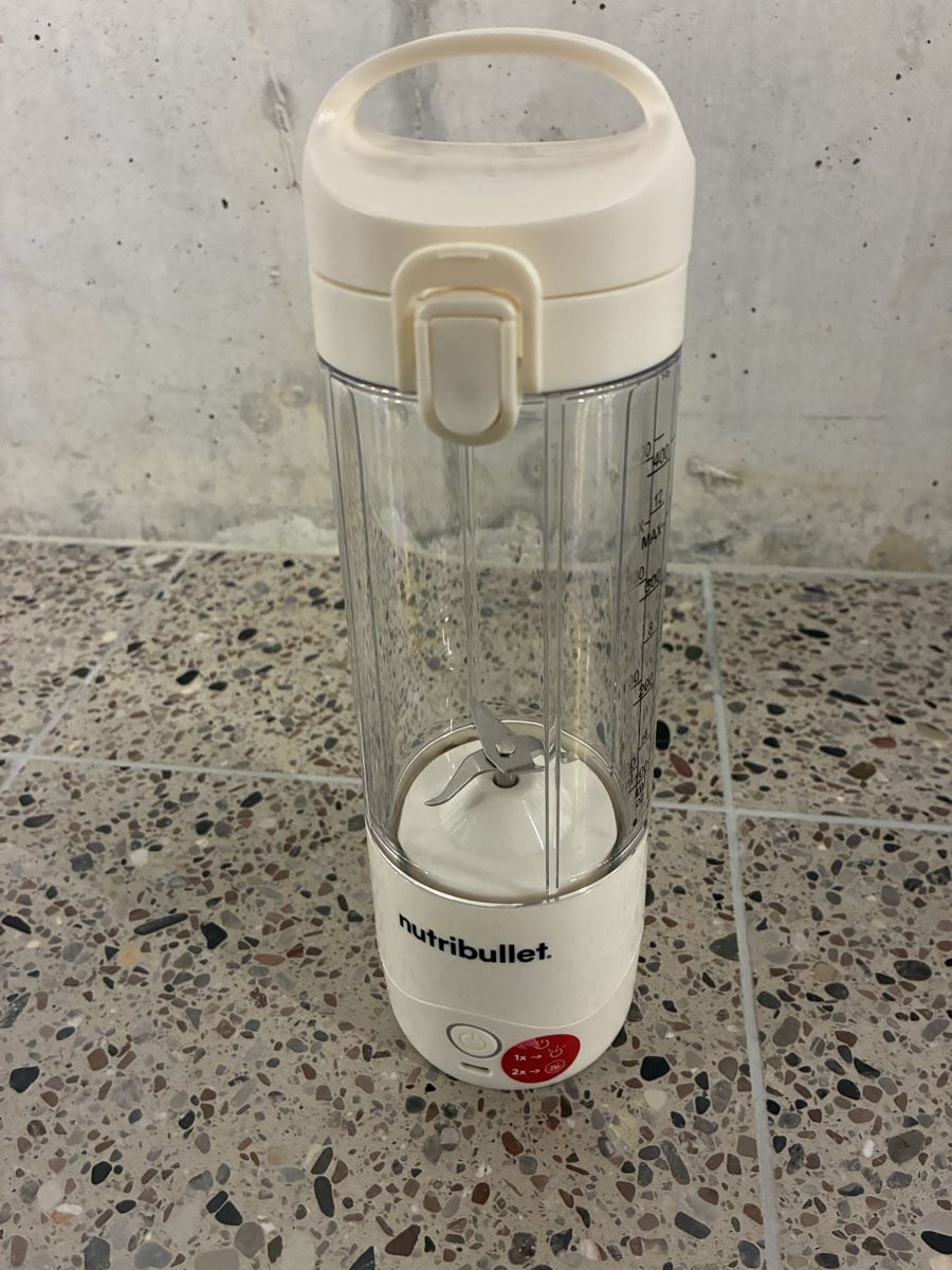 Nutribullet To-Go Portable Mixer/Blender - Neuwertig! (Neu (gemäss ...
