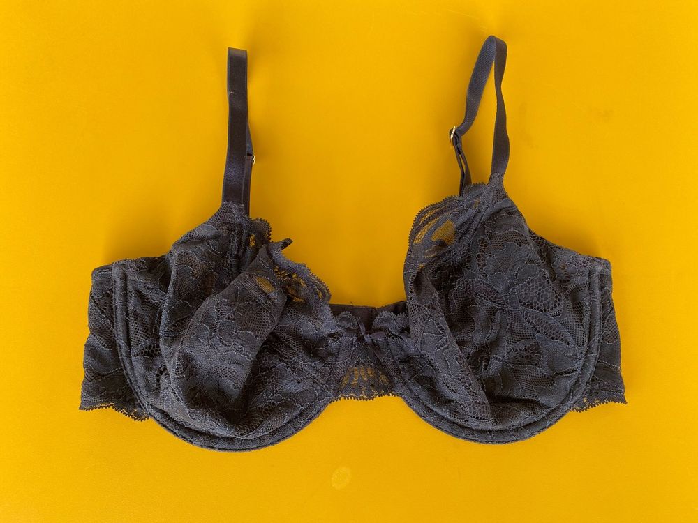 TCHIBO BODY COLLECTION dunkelblauer Bra Gr. 80 C (Gebraucht) in Zürich ...