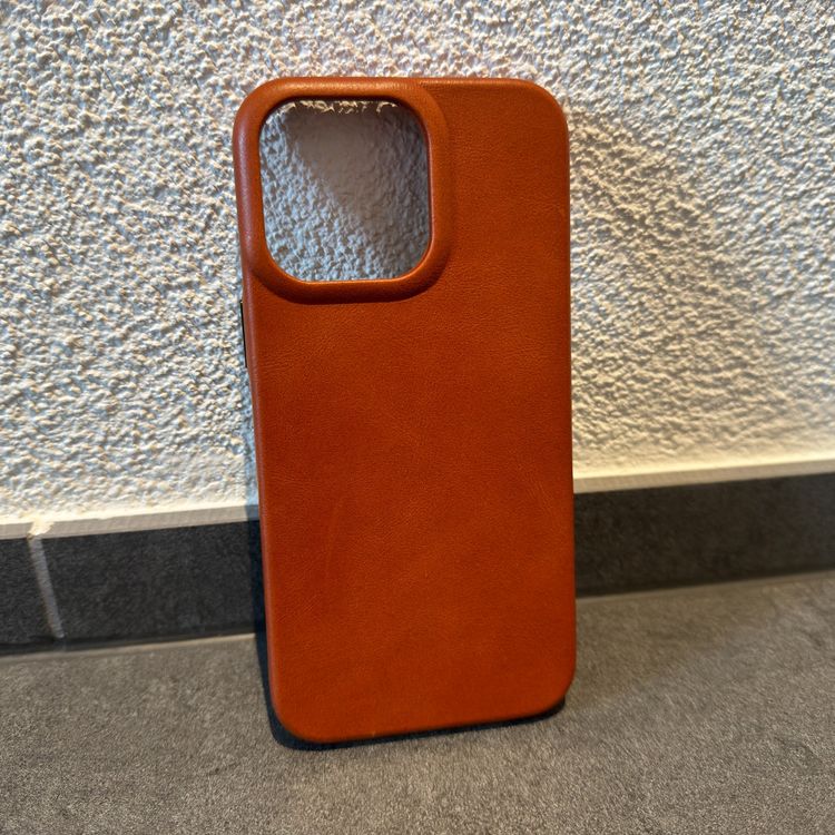 Ryan London | iPhone 15 Pro Max Ledercase | Braun | Kaufen auf Ricardo