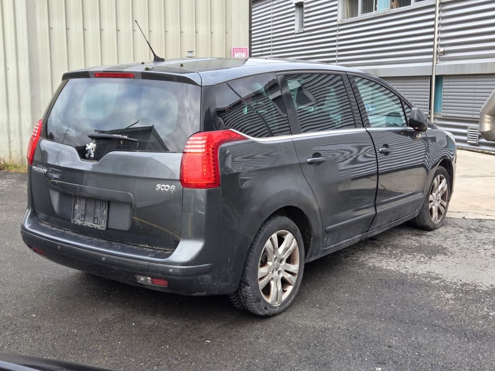 Peugeot 5008 1.6i Turbo B5a 7 Platz (Gebraucht) in Prilly für CHF 836 ...