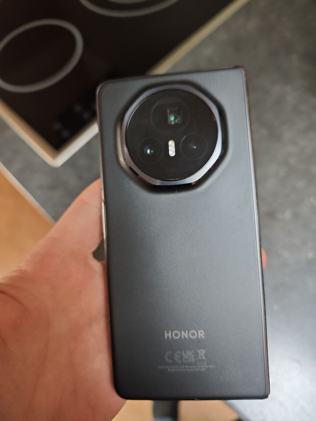 Honor Magic Vs, 512 GB, Schwarz, Neuwertig, Top Zustand! (Gebraucht) in ...