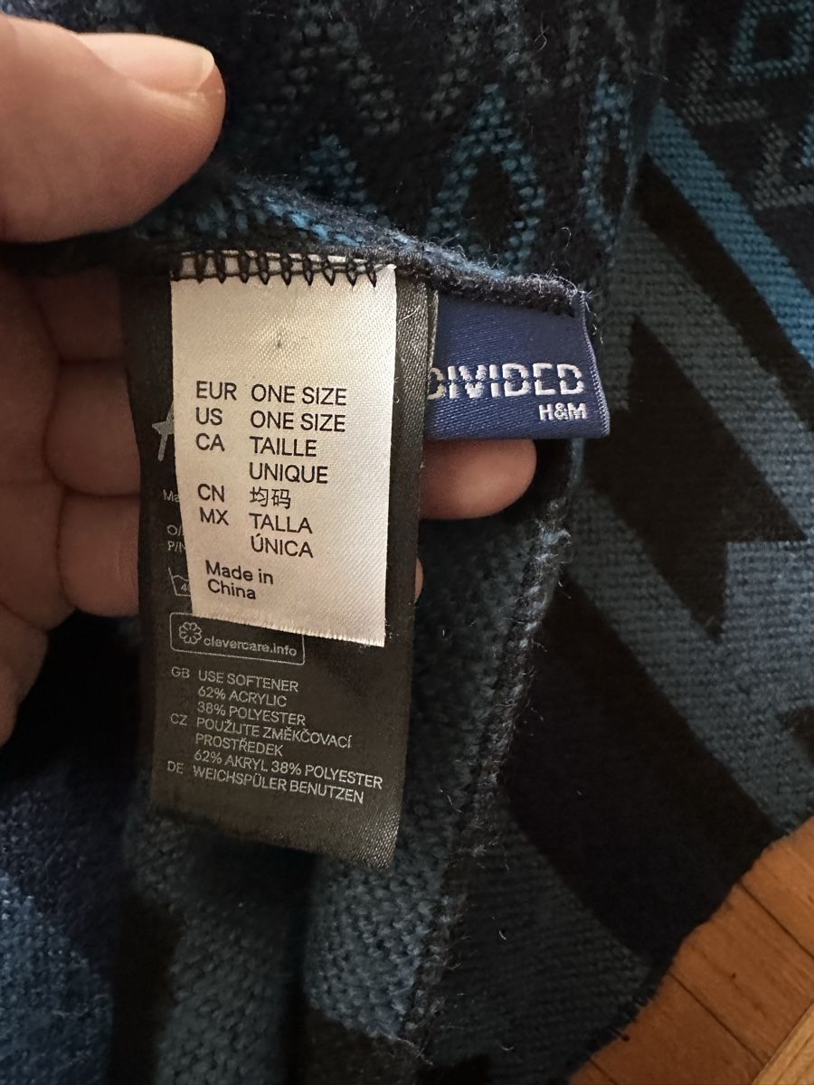 Strickschal Set, 4 Stück, kuschelig warm für den Winter! (Gebraucht) in ...