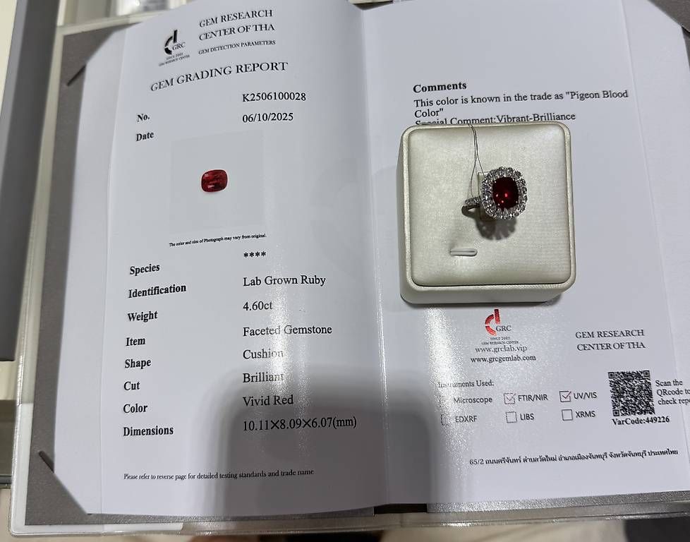 Pigeon Blood Platinum 4.60 Lab Ruby mit GRC (Neu und originalverpackt ...
