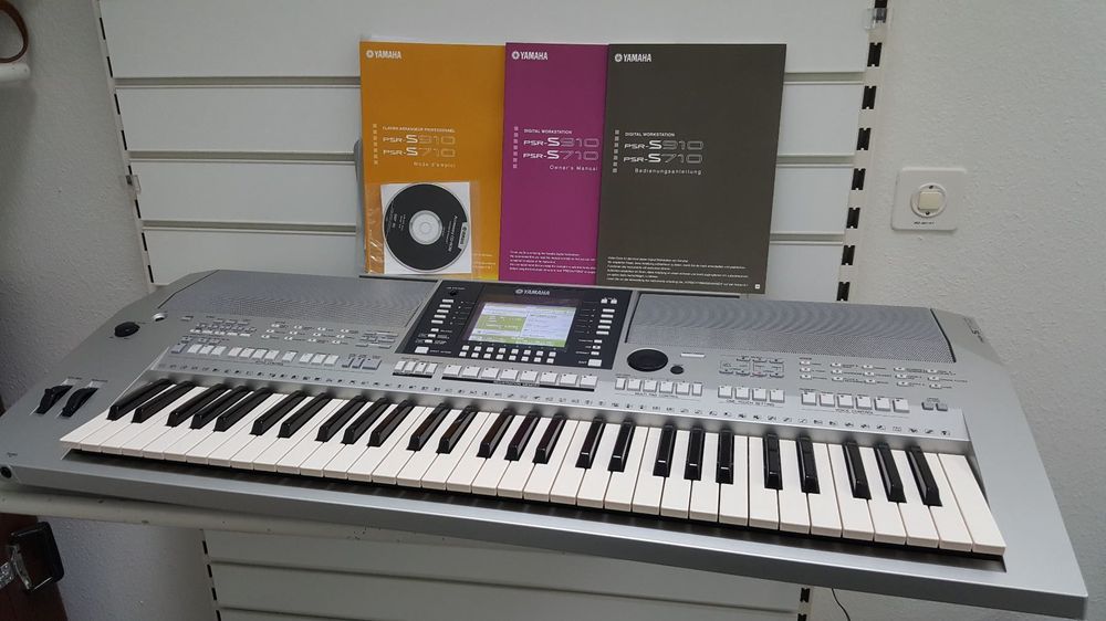 Keyboard Yamaha PSR S-710 | Kaufen auf Ricardo