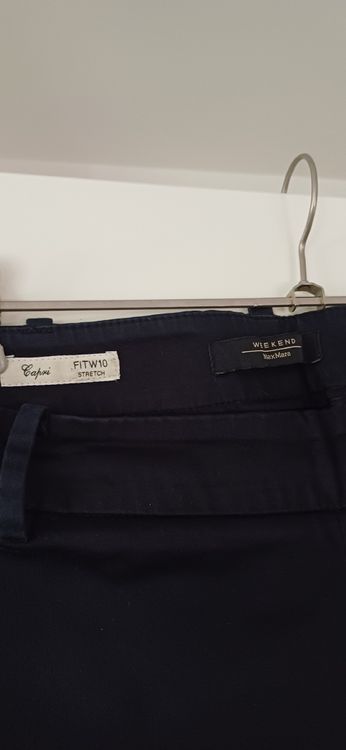 Pantaloni Weekend Max Mara Capri blu scuro, come nuovi (Usato) a ...