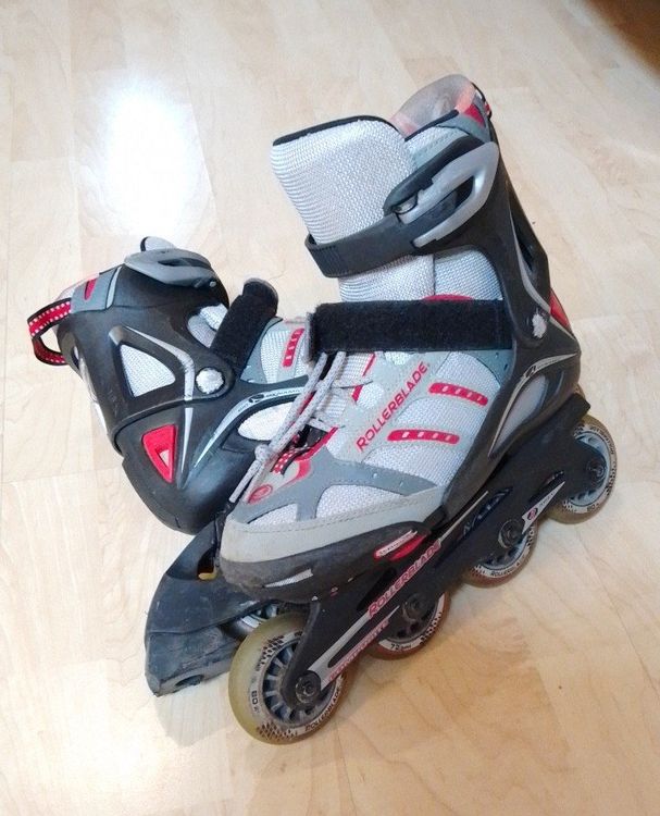 Rollerblade Inline-Skates Gr. 36-40 + Protektoren Set | Kaufen auf Ricardo