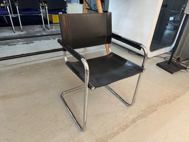 Leder Freischwinger Marcel Breuer (Gebraucht) in Zollikofen für CHF 75 – nur Abholung auf ...