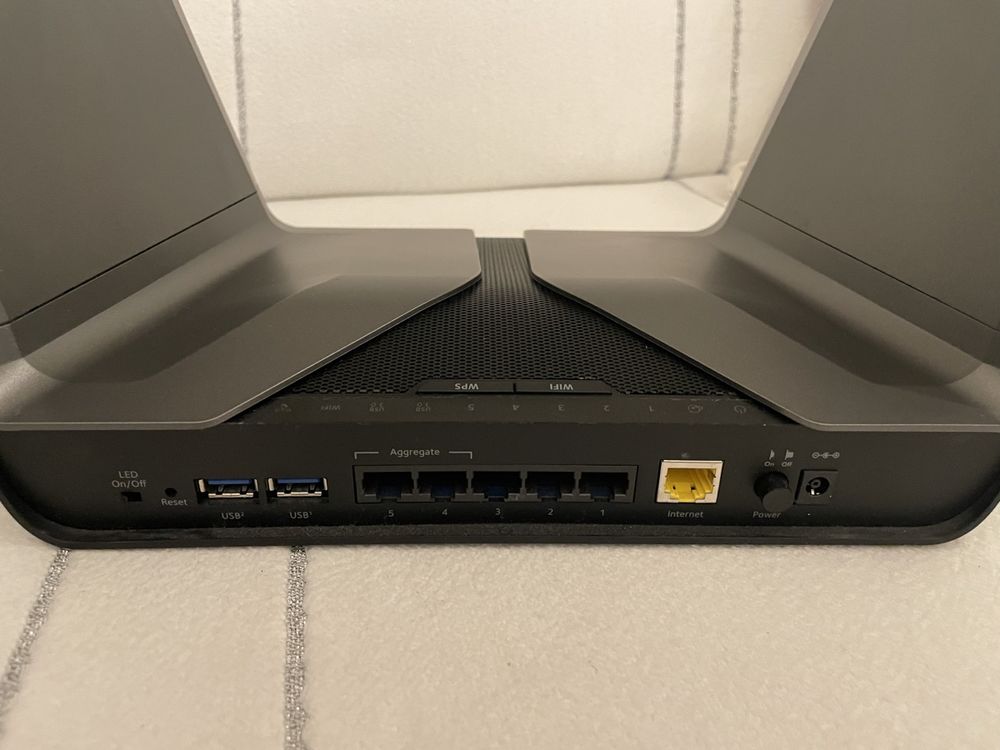 Netgear Nighthawk AX8 Model RAX80 WiFi Router | Kaufen auf Ricardo