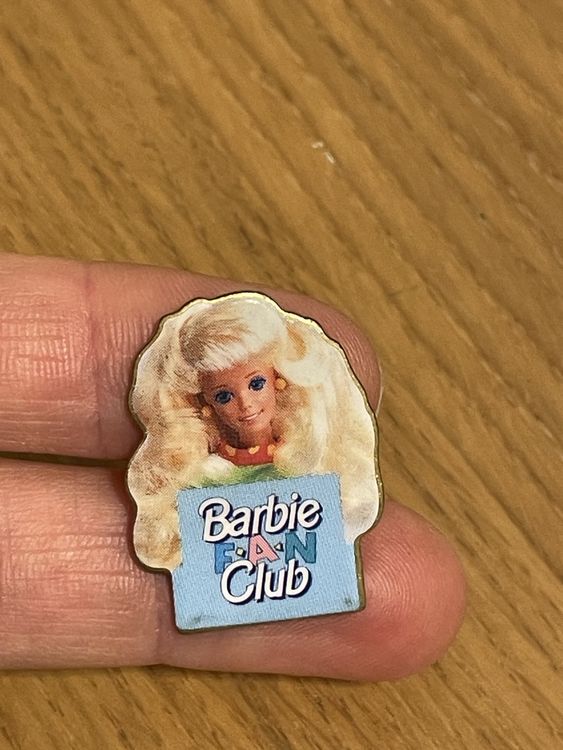 Barbie Pin aus den 90ern | Kaufen auf Ricardo